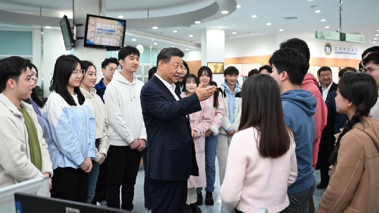 President Xi Jinping visits Macau University of Science and Technology ...