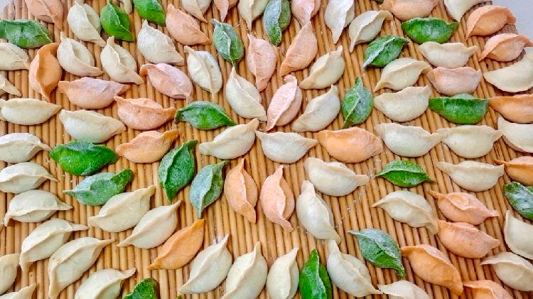 Colorful tradition: Northern China's winter solstice dumplings - CGTN