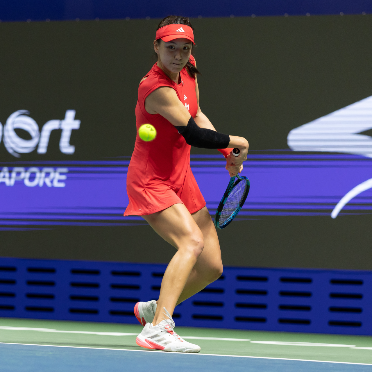 Wang Xinyu loses to Elise Mertens in WTA Singapore Open semifinals - CGTN