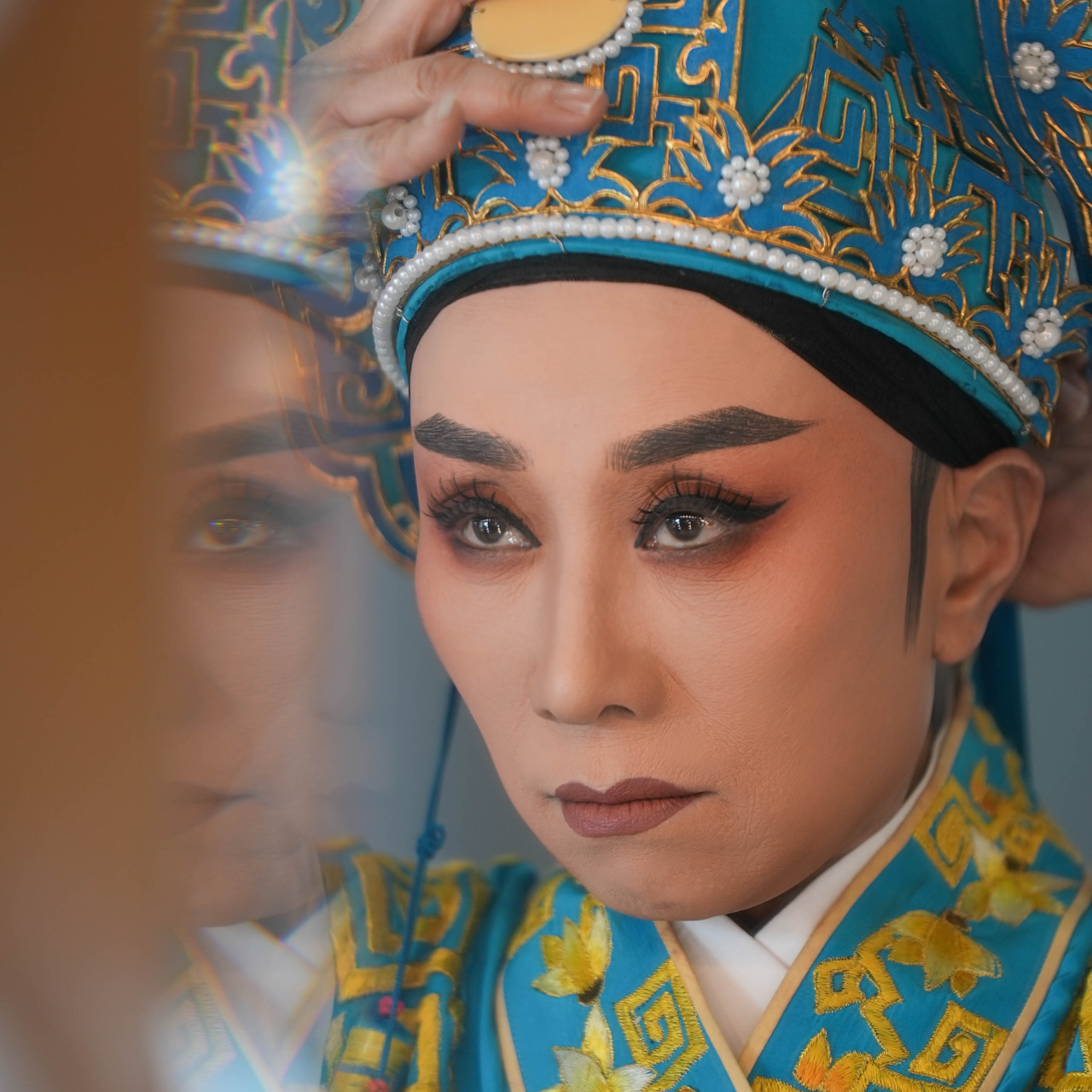 Behind the scenes: Yue Opera - CGTN