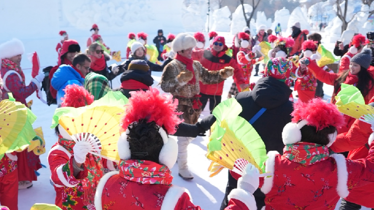 Winter Asiad players enjoy Chinese cultural heritage in NE China - CGTN