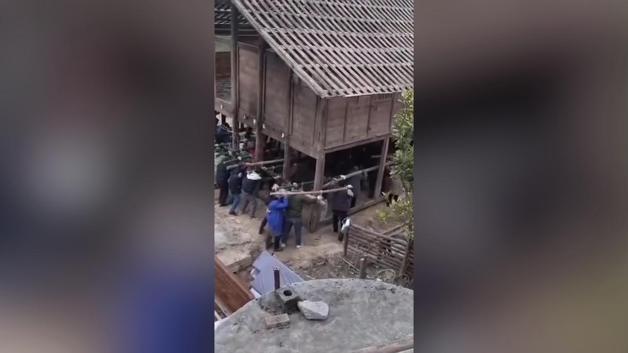 Only in China: Moving an entire house! - CGTN