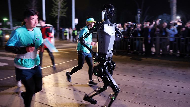 New rules defined for world's 1st humanoid robot half-marathon - CGTN