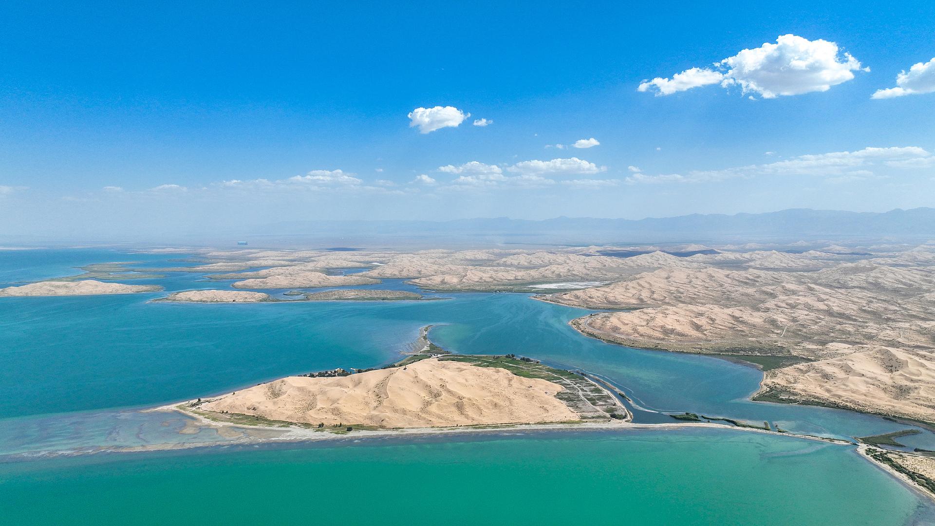 Live: Explore the vastness of Bosten Lake's Dahekou - CGTN