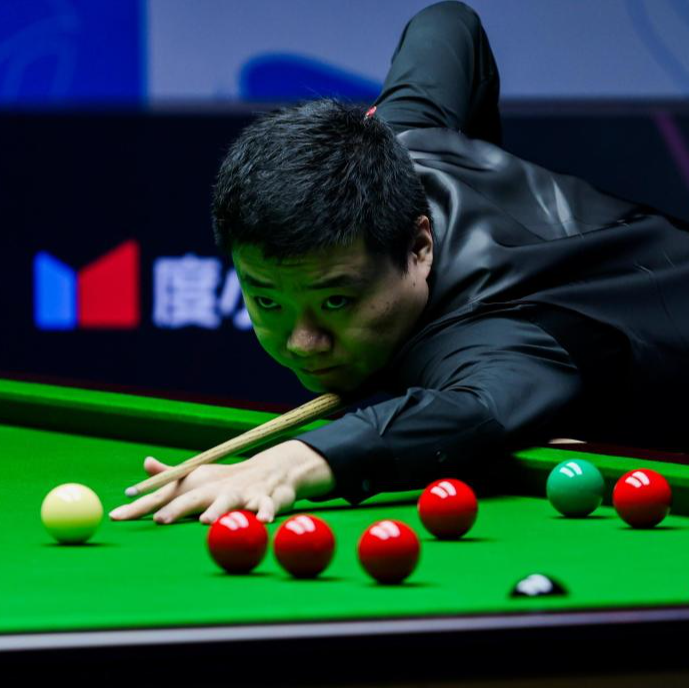 Chinese snooker star Ding advances to third round at Xi'an Grand Prix ...