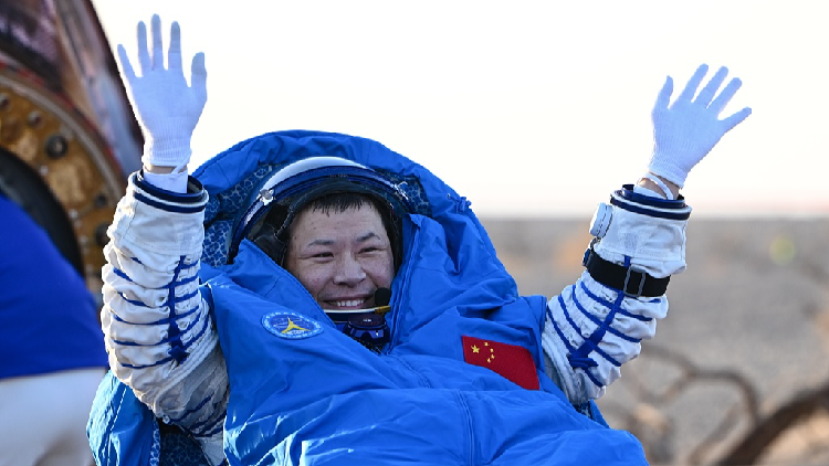 Asia News Wrap: China's Shenzhou-20 crew returns, and more - CGTN