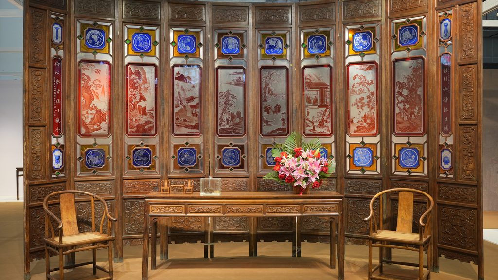 Agarwood and Huanghuali International Trade Fair held in Hainan - CGTN