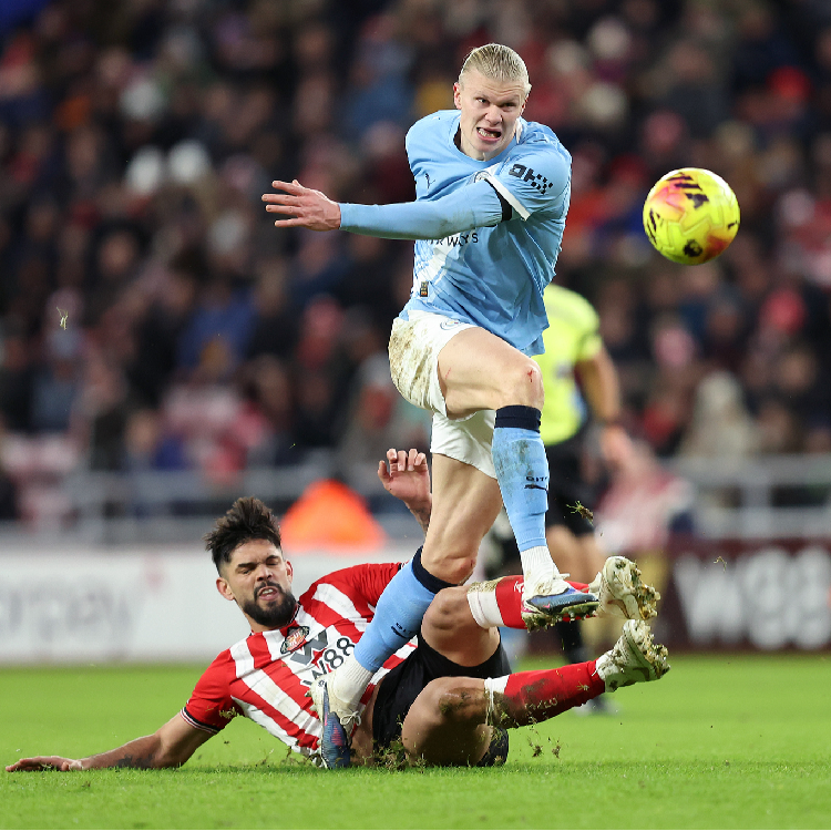 Man City draw 0-0 at Sunderland, leaving Arsenal with four-point lead ...