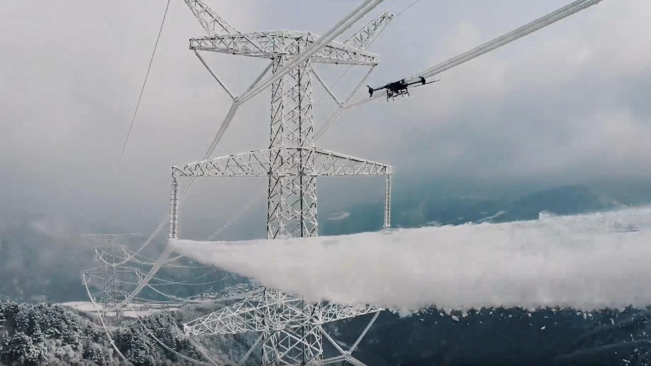 Drones vs. ice: high-tech de-icing - CGTN