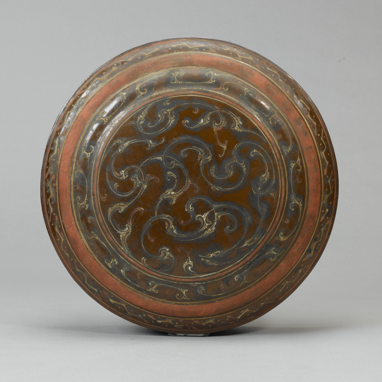 A lady's vanity: A masterpiece of Han lacquer - CGTN