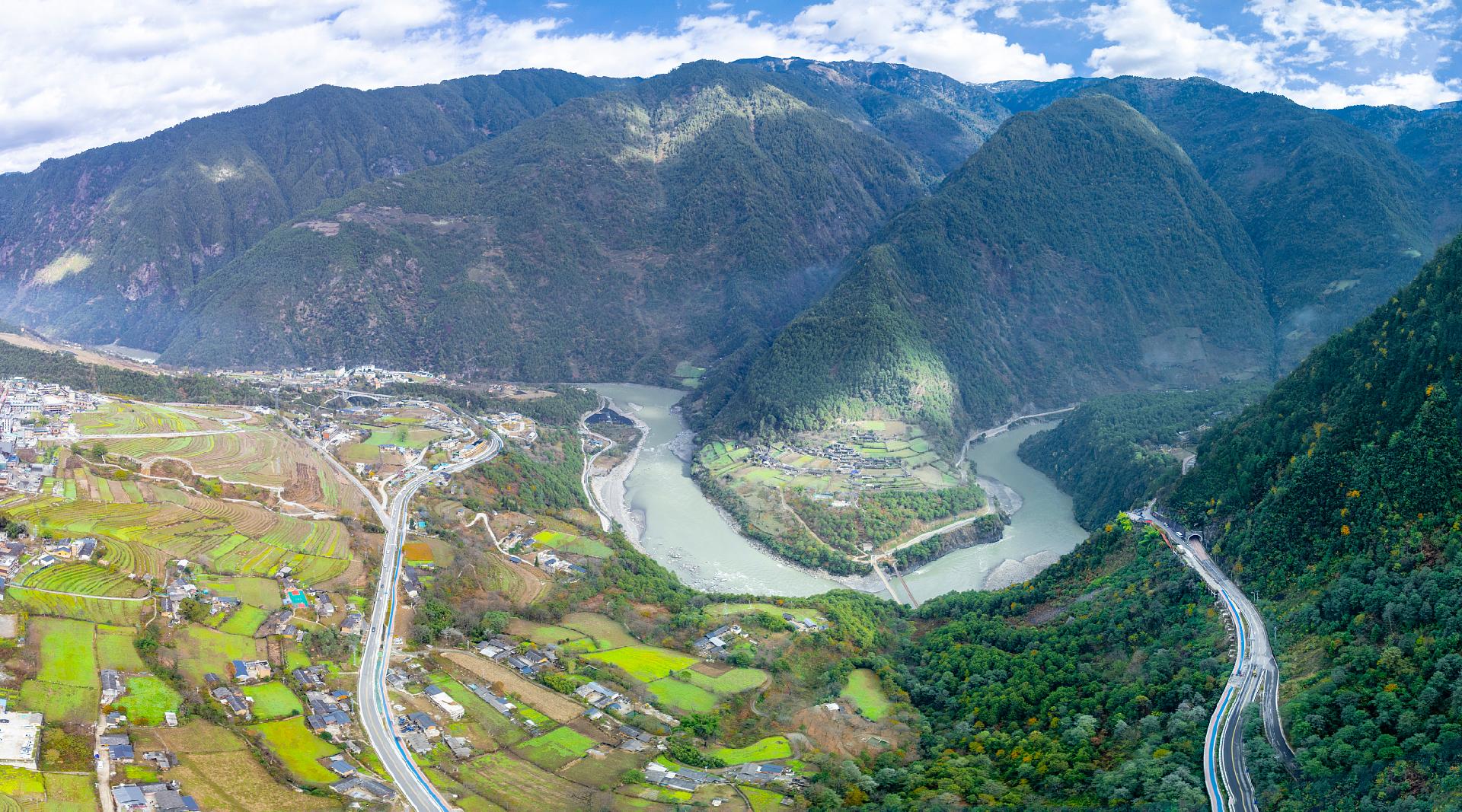 'Wrinkles of the Earth': A remote Chinese region's leap out of poverty ...