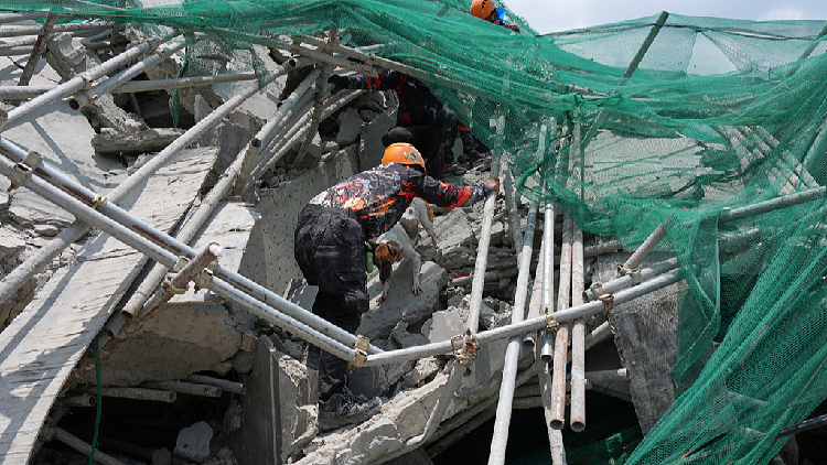 Live: Philippines building collapse: 3 dead 17 missing, rescue ongoing ...