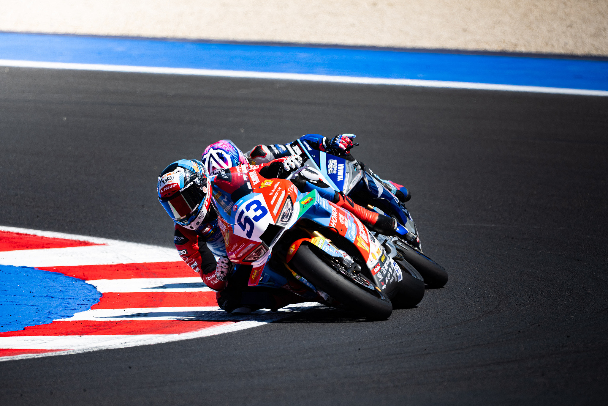 Debise delivers dramatic victory for ZXMOTO in Emilia-Romagna Race 1 - CGTN