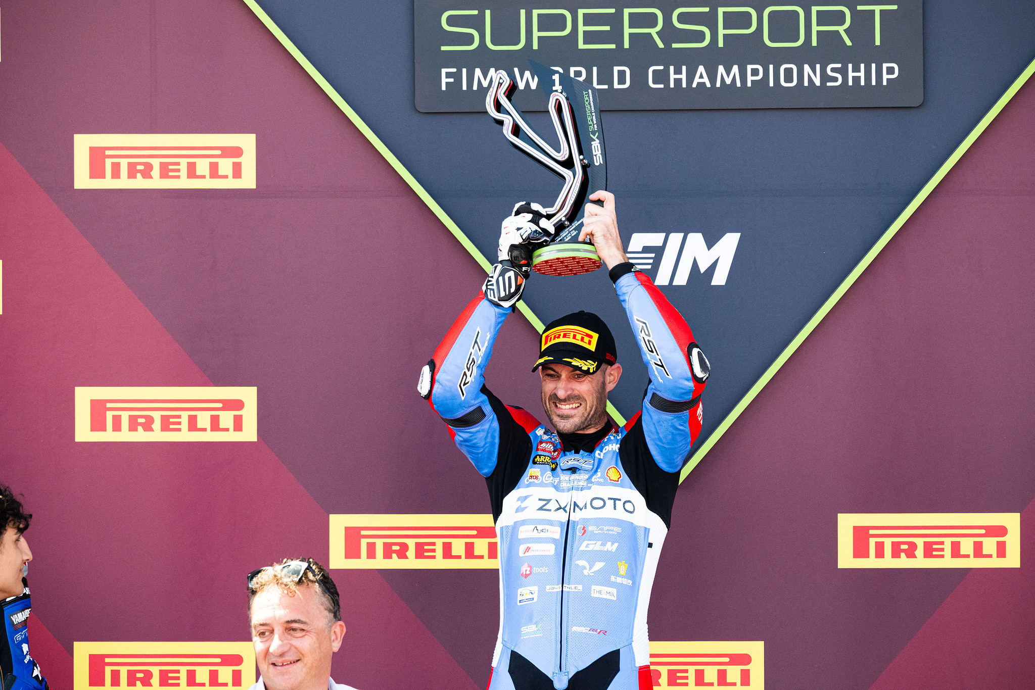 Debise delivers dramatic victory for ZXMOTO in Emilia-Romagna Race 1 - CGTN