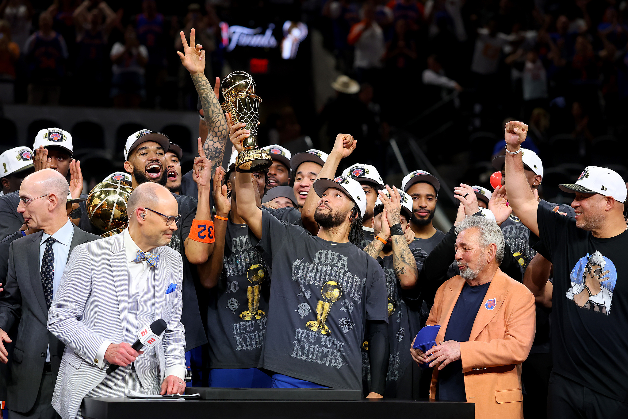 New York Knicks complete comeback to win first NBA title in 53 years - CGTN