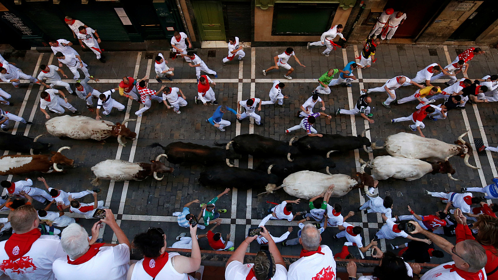 Running of the Bulls at San Fermin Festival in Spain - CGTN