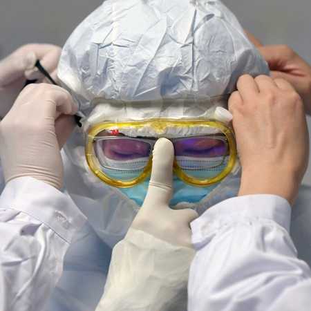 Live: Press briefing on supporting COVID-19 frontline workers - CGTN