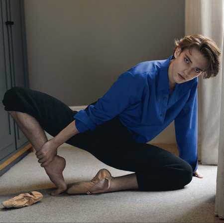 Ballet star Julian MacKay: A journey to fame - CGTN