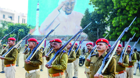 Indian police bid adieu to 'obsolete' but historic British-era rifles ...