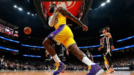 NBA highlights on Dec. 15: Lakers claim 14 straight wins on the road - CGTN