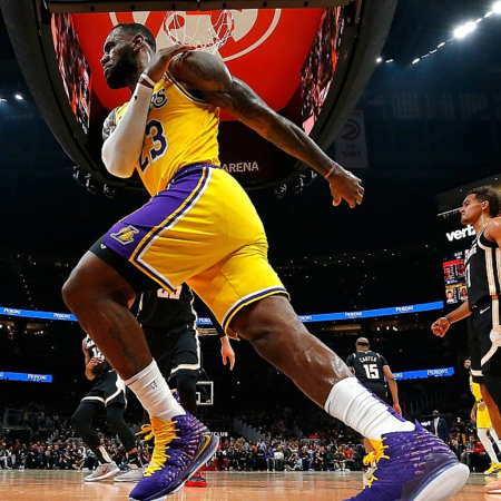 NBA highlights on Dec. 15: Lakers claim 14 straight wins on the road - CGTN