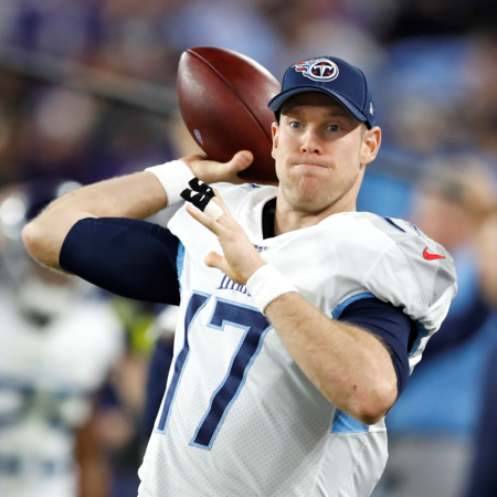 Titans' QB Ryan Tannehill receives NFL Comeback, MIP awards - CGTN