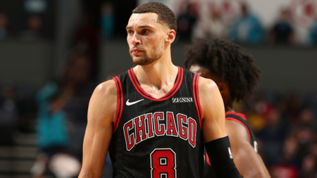 LaVine scores 49, hits late 3 as Bulls beat Hornets - CGTN