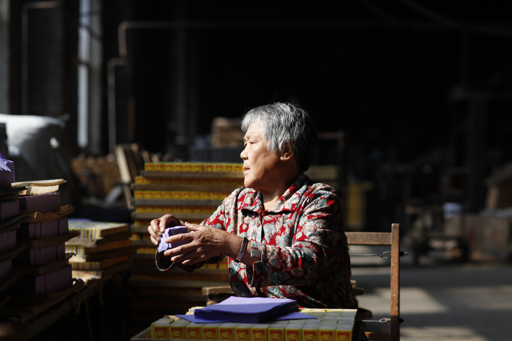 Keeping the flame alive: Last match factory in northern China - CGTN