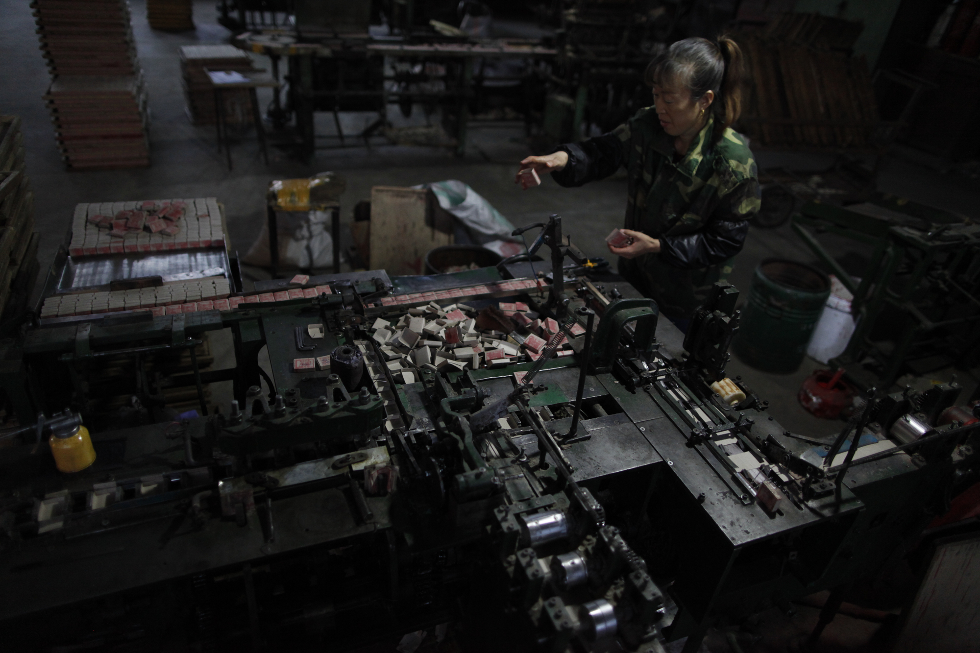 Keeping the flame alive: Last match factory in northern China - CGTN