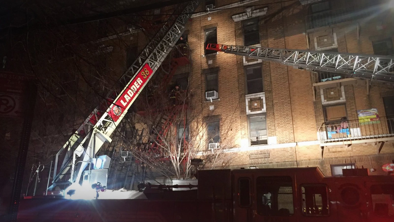 Live: 12 dead in apartment block fire in New York - CGTN