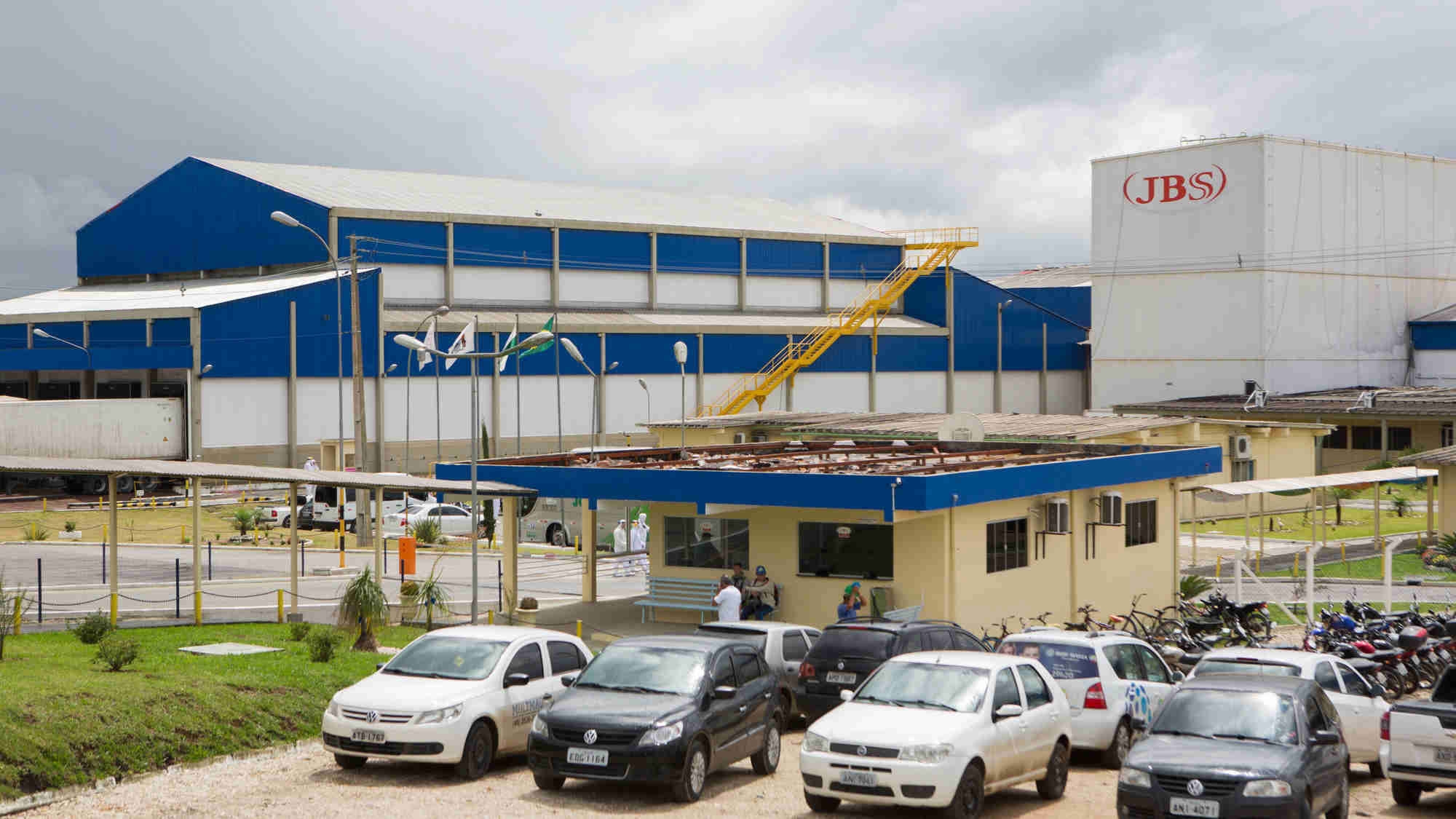 Brazil's largest meat processing company suspends 33 of 36 plants - CGTN