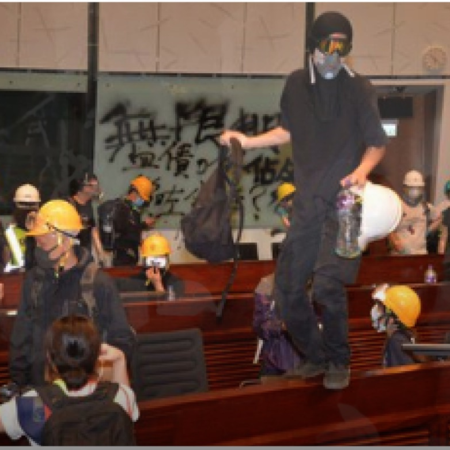 The danger of Facebook and Twitter policing speech - CGTN