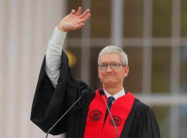 Apple's Cook tells MIT graduates: temper technology with humanity - CGTN