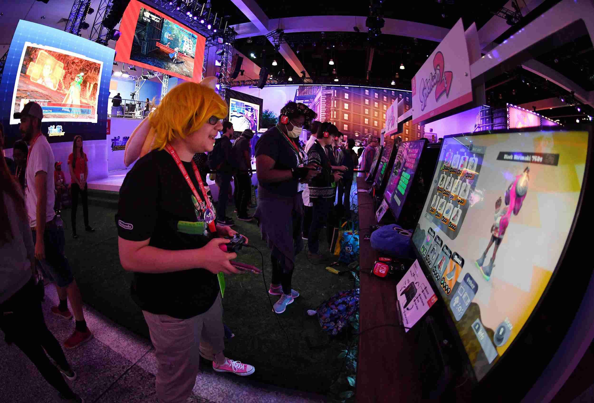 E3 2017 showcases the latest in tech and gaming - CGTN