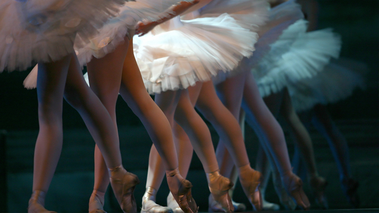 Live: Behind-the-scenes story of Russian ballet - CGTN