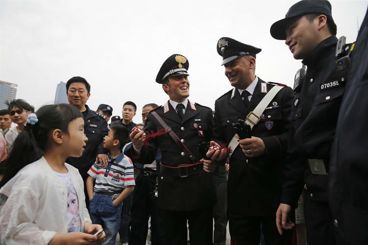 Chinese-Italian police join forces in Shanghai - CGTN