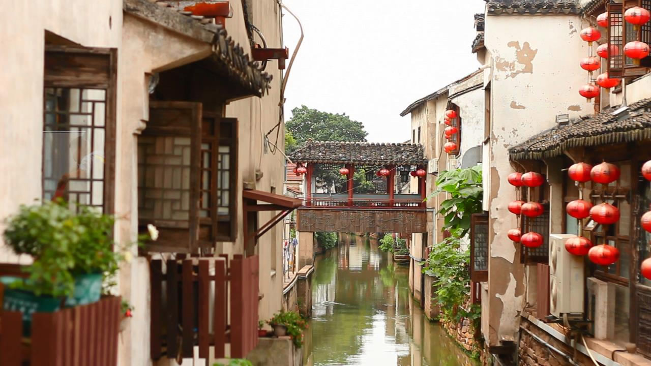 Looking China series: Peckish on Pingjiang - CGTN