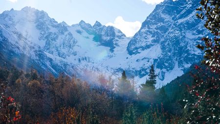 Baima Snow Mountain: A paradise in China - CGTN