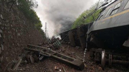 At least 1 killed after passenger train derails in central China - CGTN