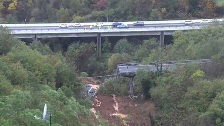 Viaduct collapses in Italy amid widespread floods - CGTN