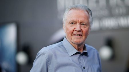 Jon Voight, Alison Krauss honored with U.S. national medals - CGTN