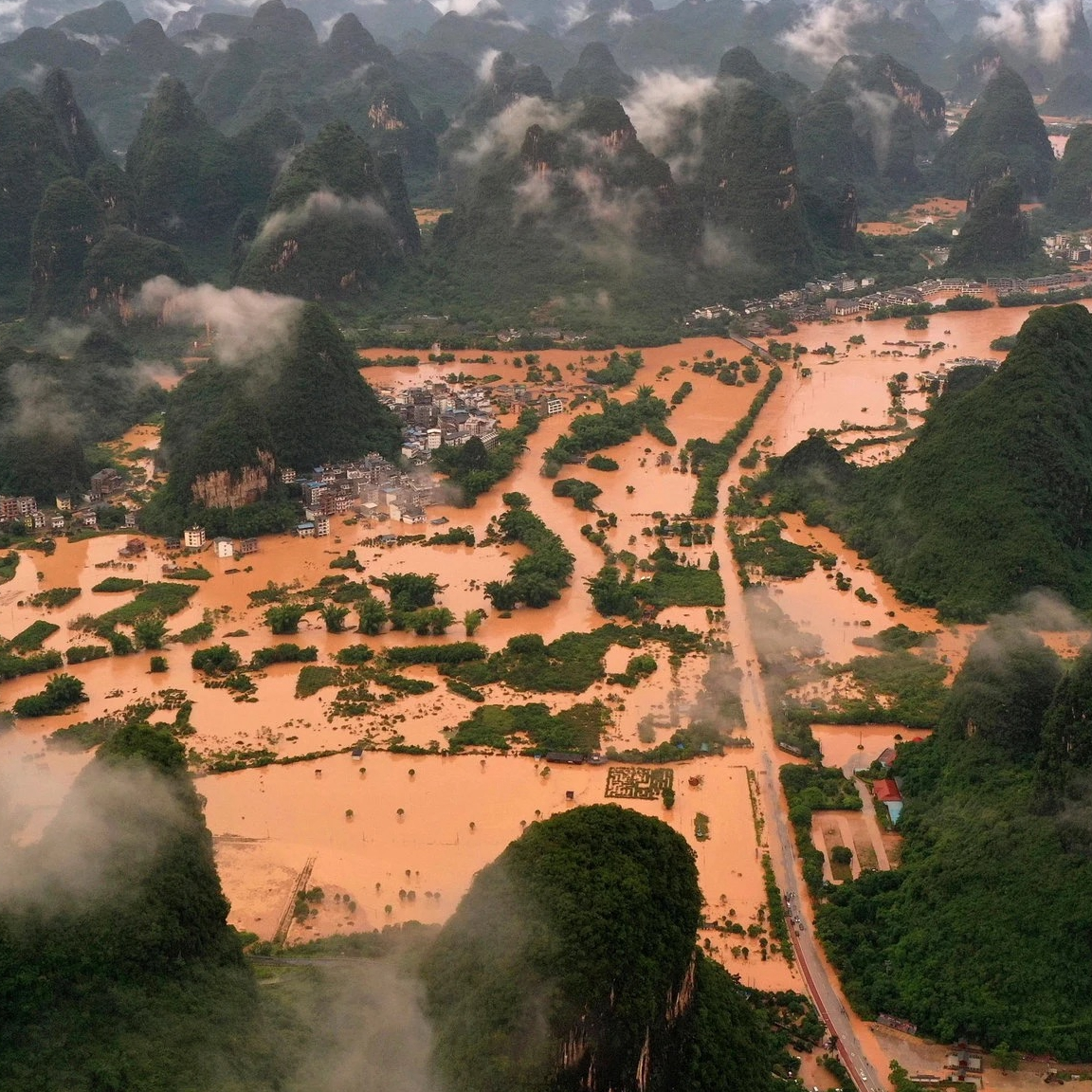 Live updates: China renews blue alert for rainstorms