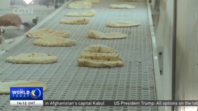 Life in Post-War Syria: UN and locals help to bring bakery back to Old ...