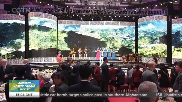 2017 APEC Meetings: APEC leaders attend gala dinner in Vietnam - CGTN