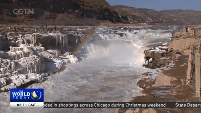 Northern Winter Scenery: China's Hukou Waterfall transforms into an icy ...